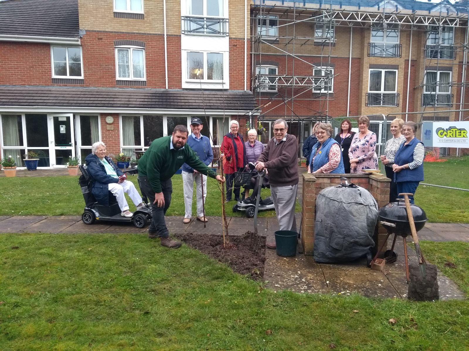 Glendale Plants Cherry Tree for Queen’s Jubilee - Glendale Blog